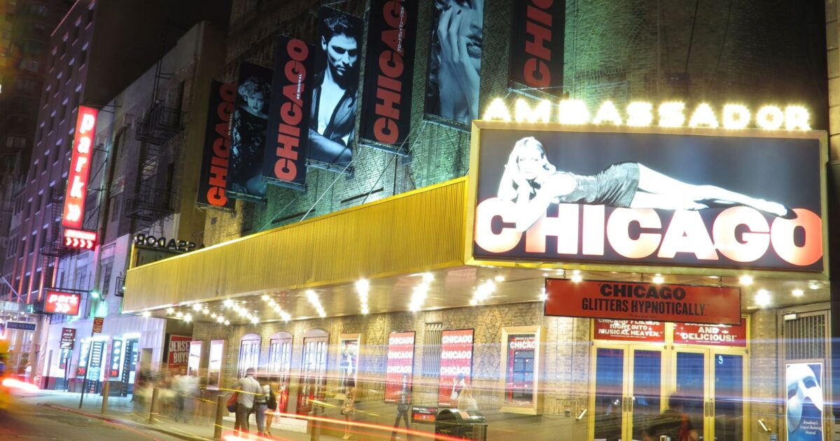 How Many Actors Have Been In The Chicago Musical?